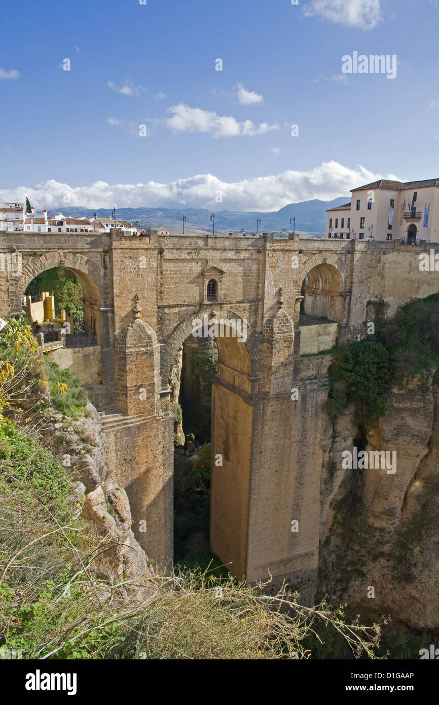 Puente Nuevo (New Bridge) spanning gorge, Ronda, Andalucia, Spain Stock ...