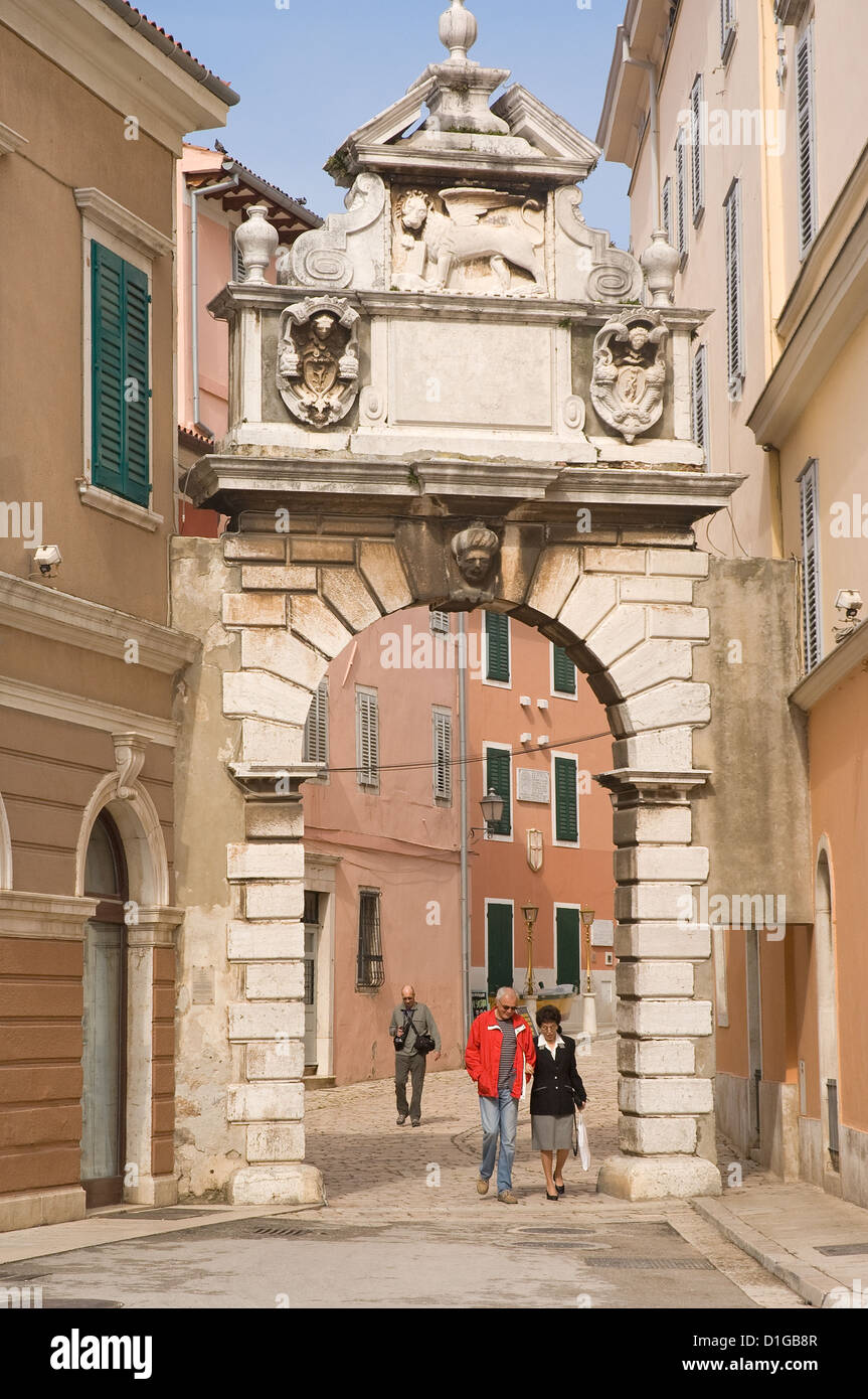 Elk192-1585v Croatia, Rovinj, Balbi Arch 1679 Stock Photo - Alamy