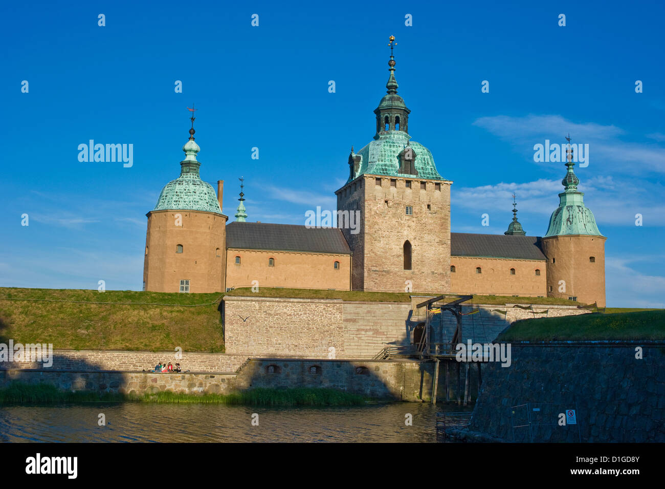 Castle of Kalmar in South-Eastern Sweden Stock Photo - Alamy