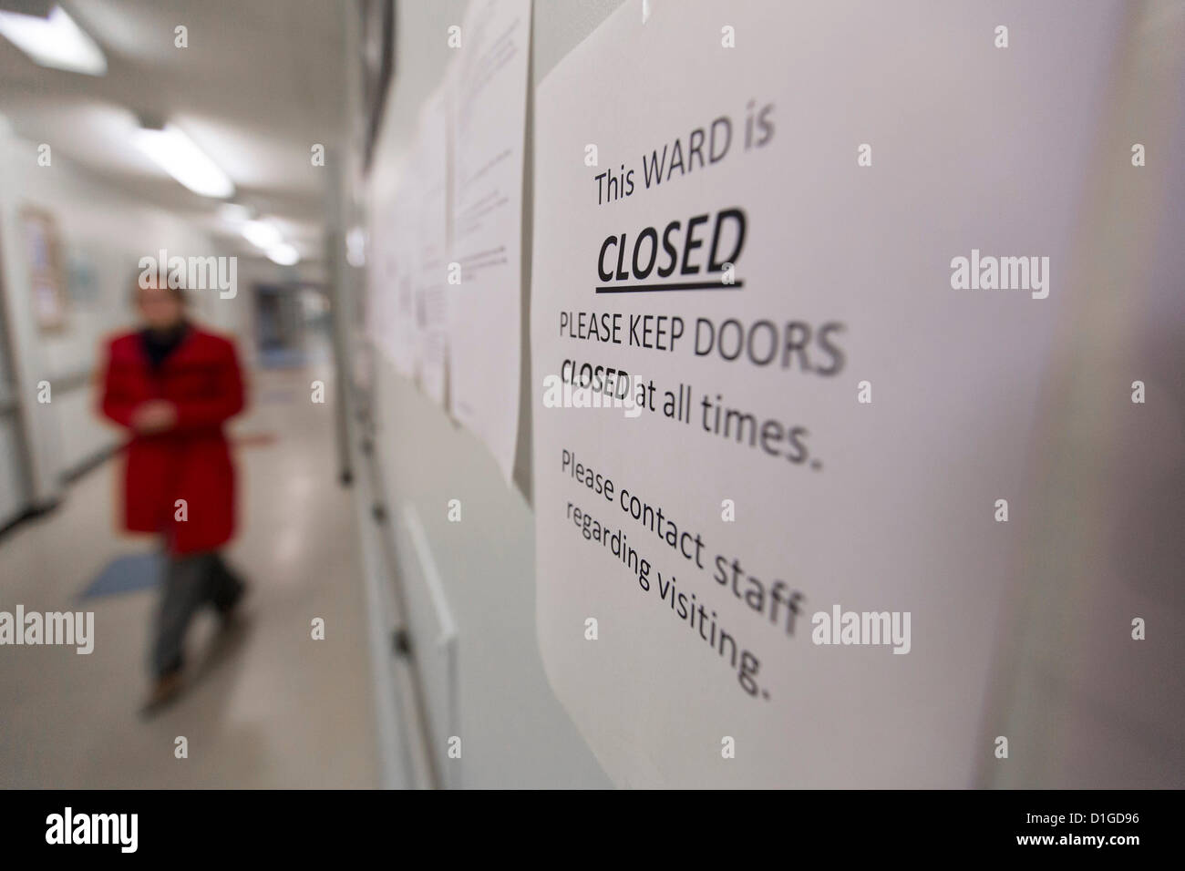Hospital Closed Sign High Resolution Stock Photography and Images - Alamy