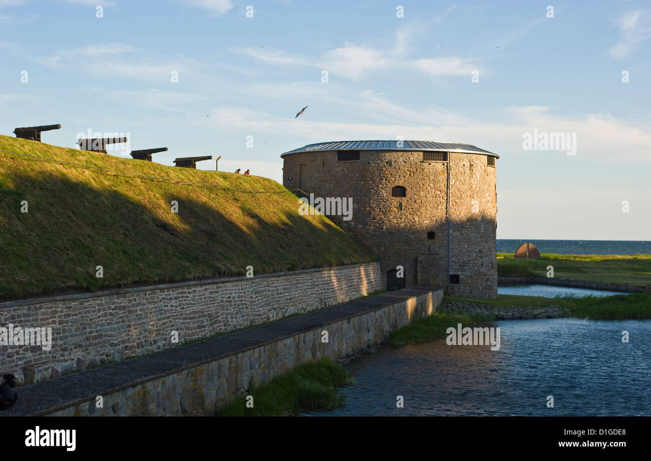 Castle of Kalmar in South-Eastern Sweden Stock Photo - Alamy