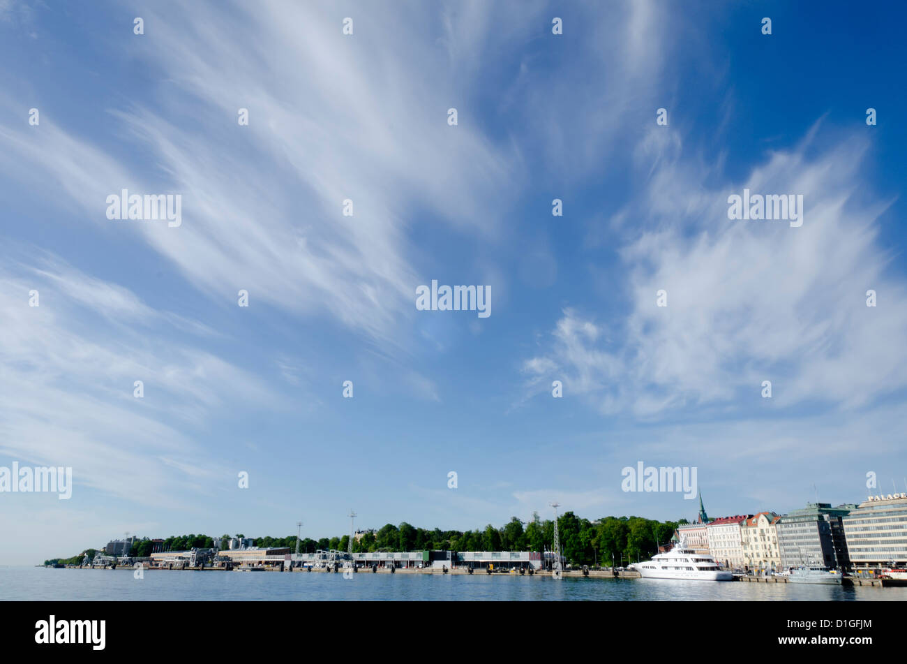 Helsinki waterfront hi-res stock photography and images - Alamy