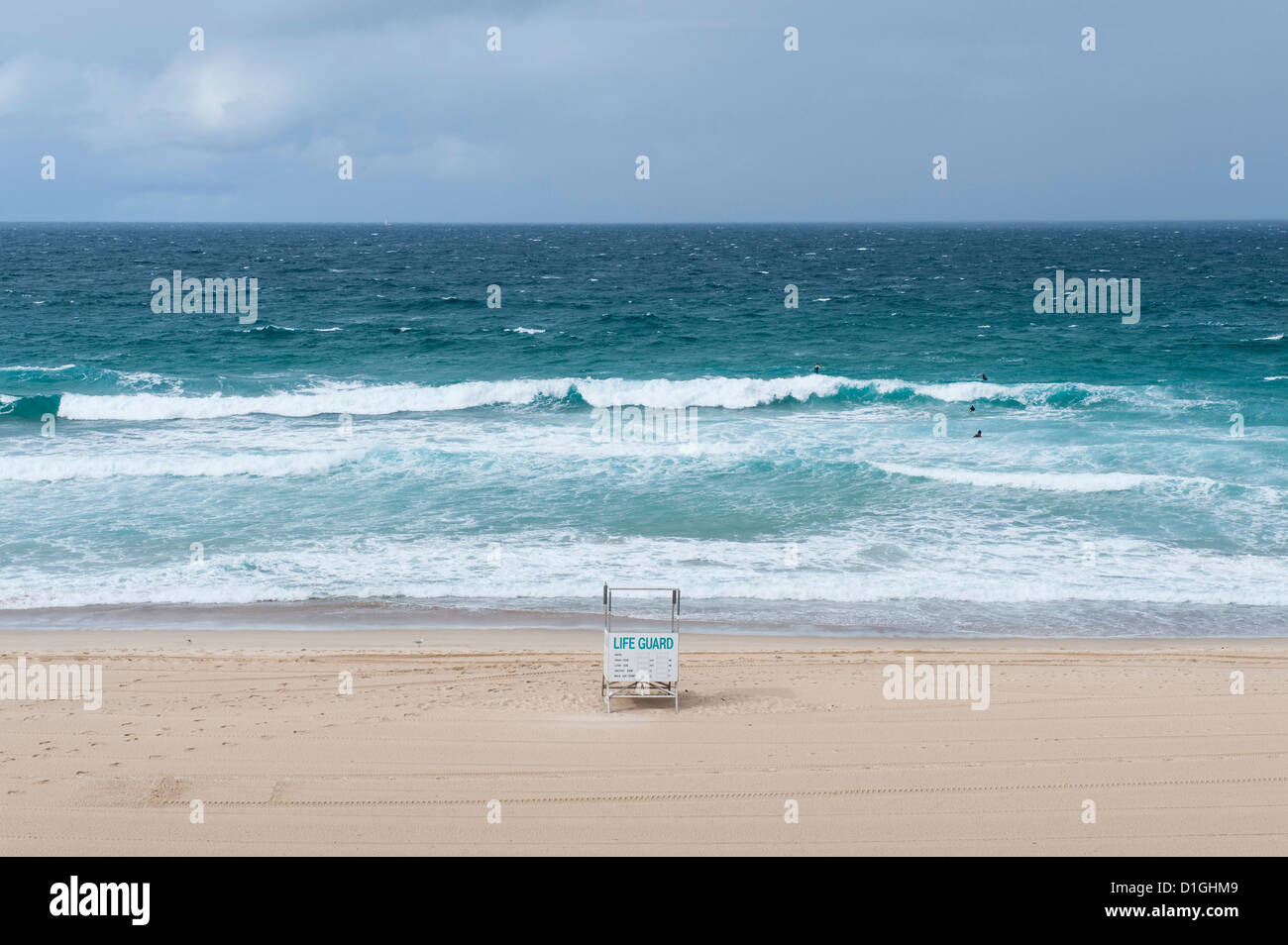 The walk along the sea front in the Eastern suburbs of Sydney is ...