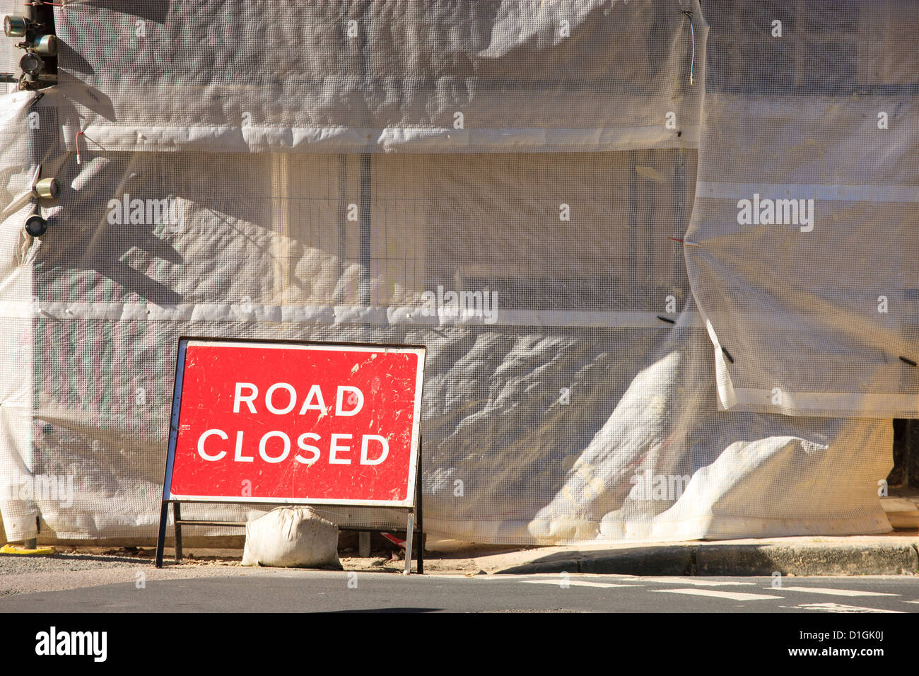 Closed for renovation sign hi-res stock photography and images - Alamy
