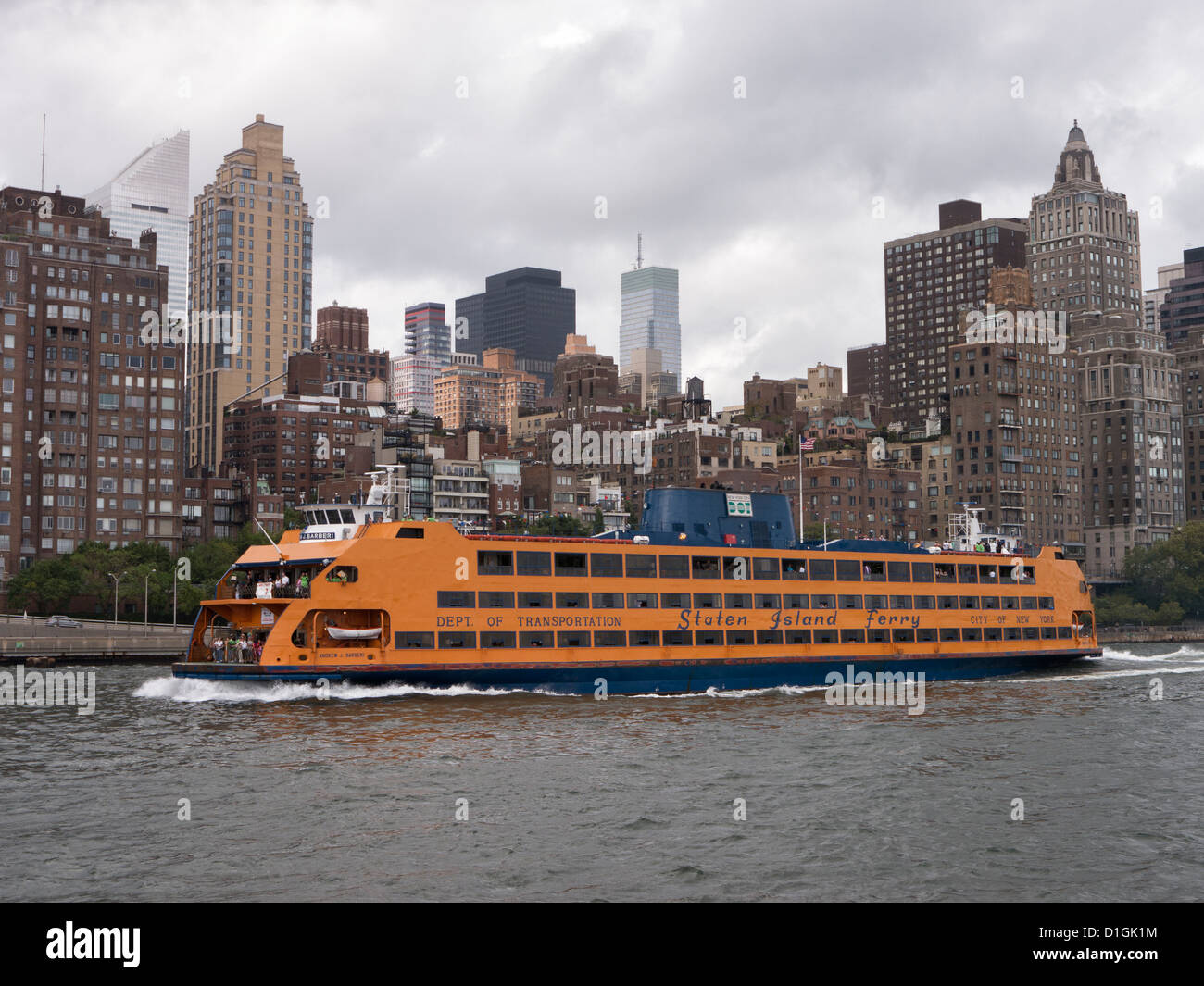 The Staten Island Ferry MV Andrew J. Barberi makes its way down the ...