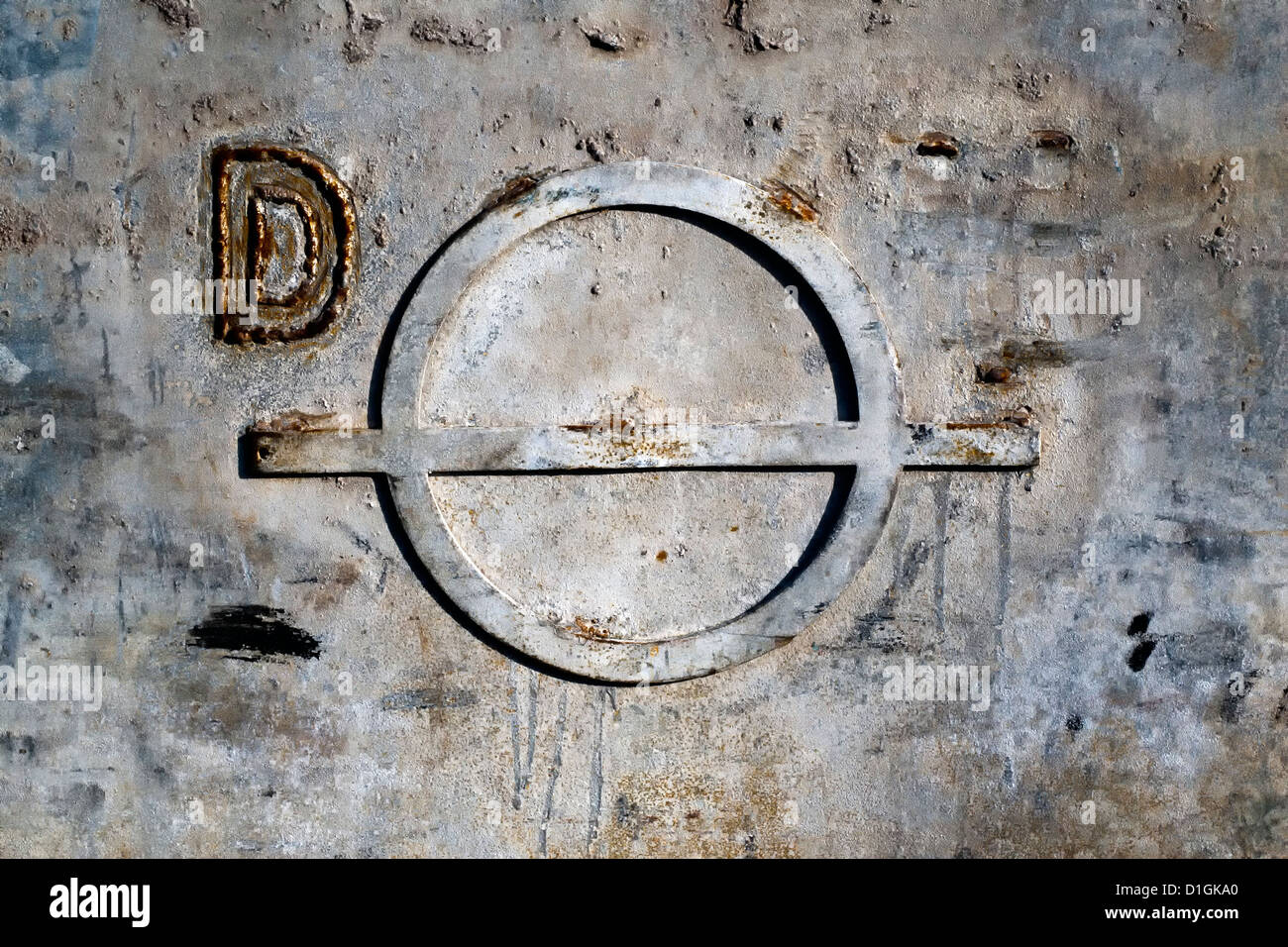 Rusted and worn load line or plimsoll mark Stock Photo - Alamy