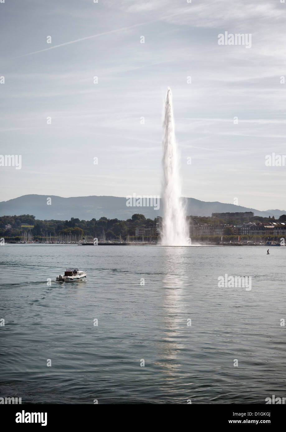 Jet d'Eau, Lake Geneva, Geneva, Switzerland, Europe Stock Photo - Alamy