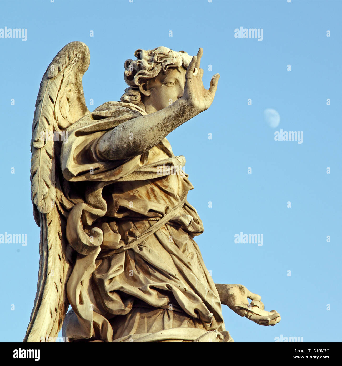 Moon bridge italy hi-res stock photography and images - Alamy