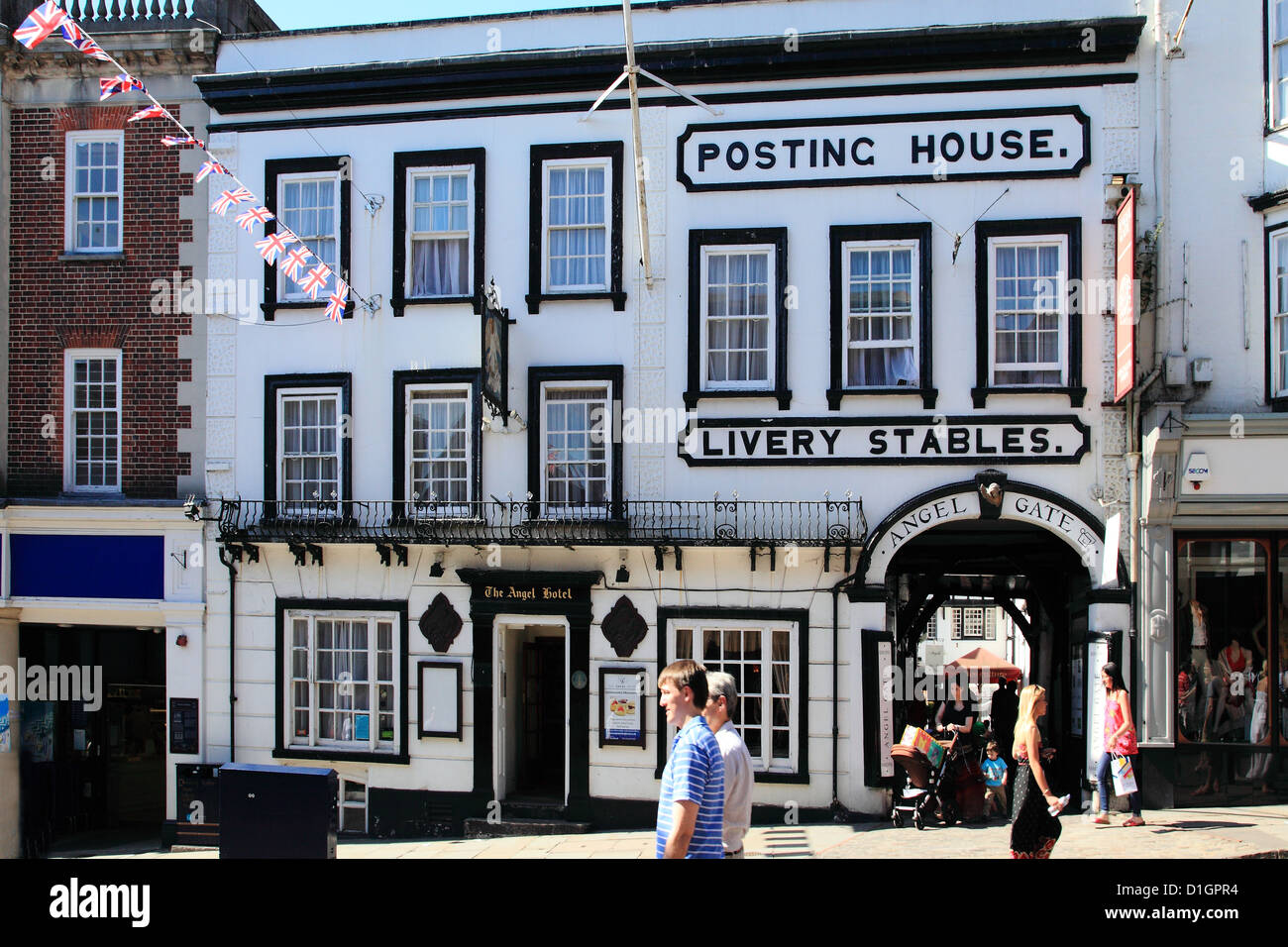 Guildford high street hi-res stock photography and images - Alamy