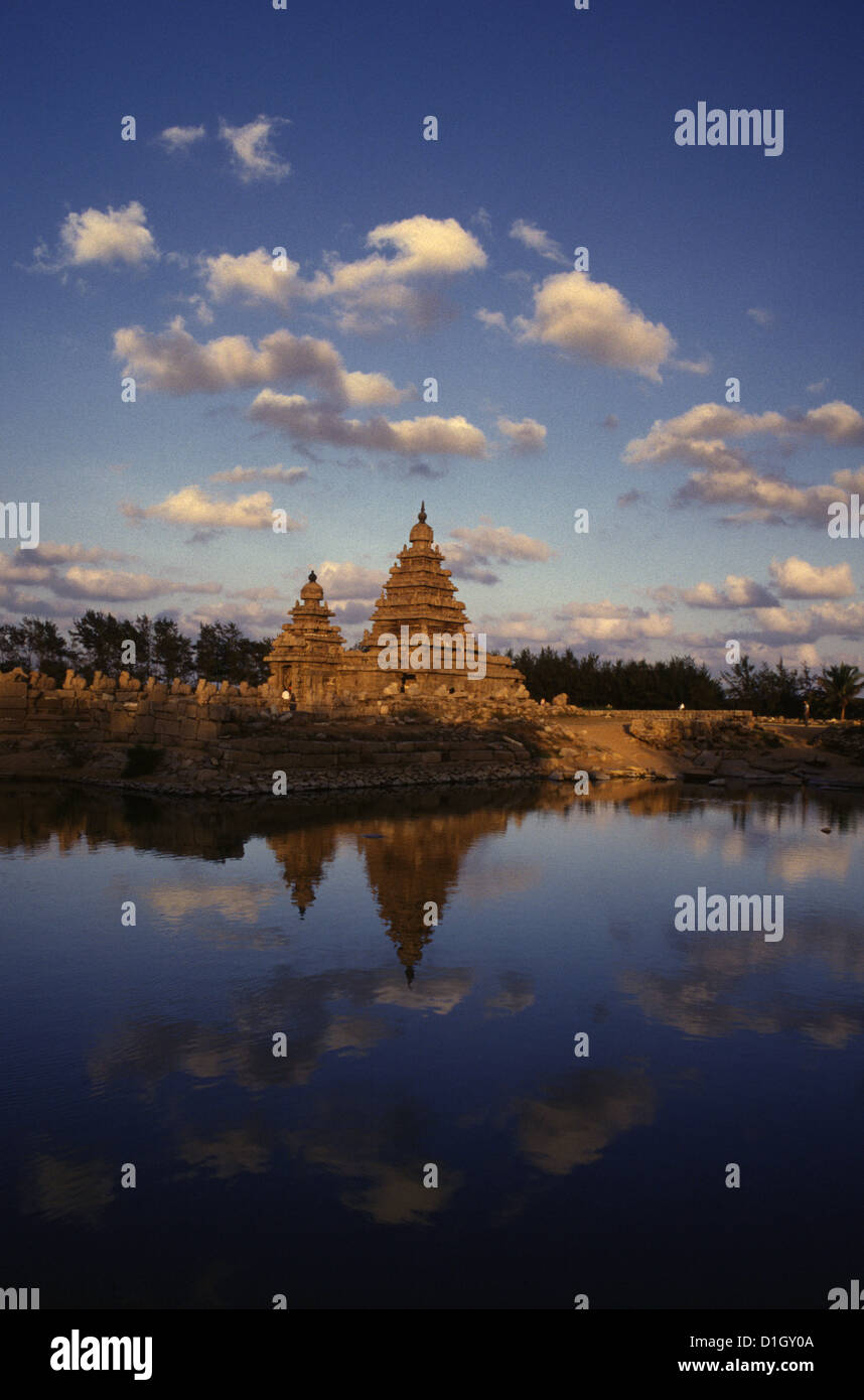 India structural temples hi-res stock photography and images - Alamy