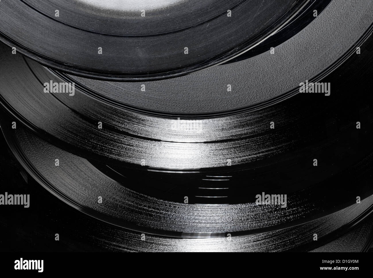 Old vinyl singles Stock Photo - Alamy