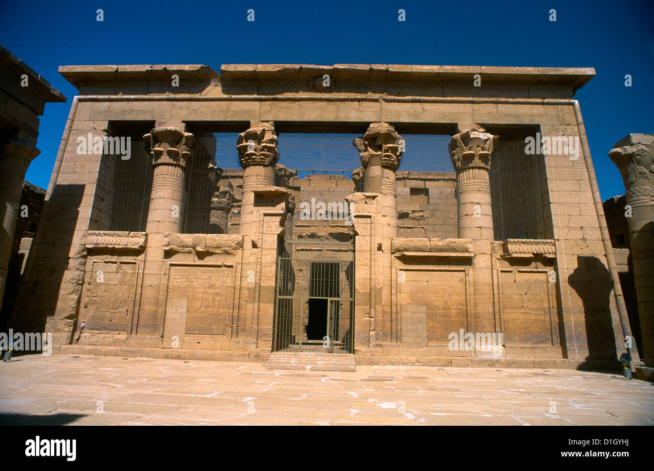 Temple of kalabsha hi-res stock photography and images - Alamy