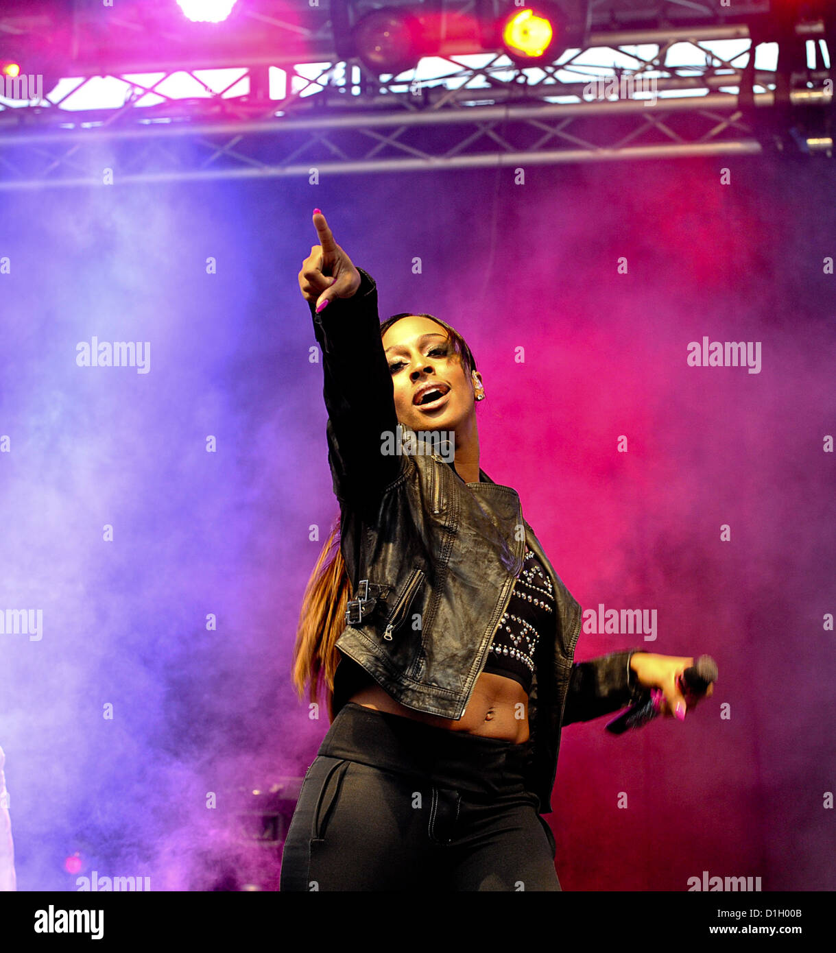 Alexandra burke hi-res stock photography and images - Alamy