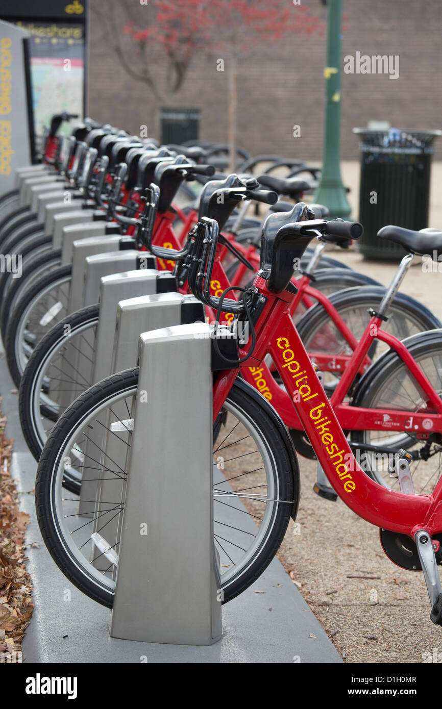 Bike sharing stand hi-res stock photography and images - Alamy