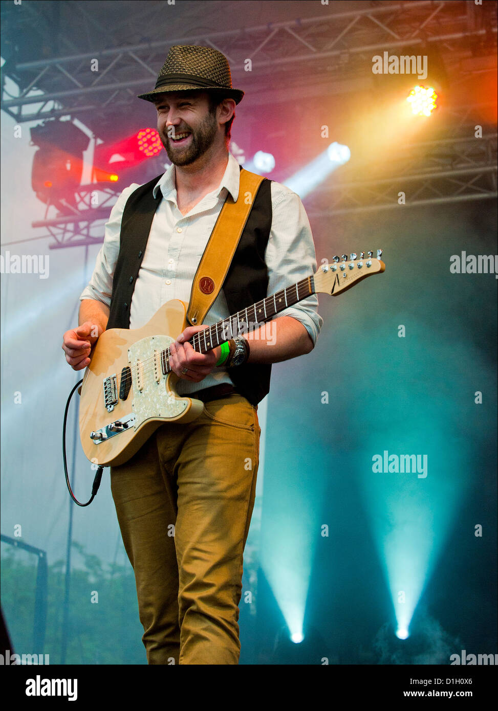 Honey Ryder is a male/female British music trio, consisting of Lindsay ...