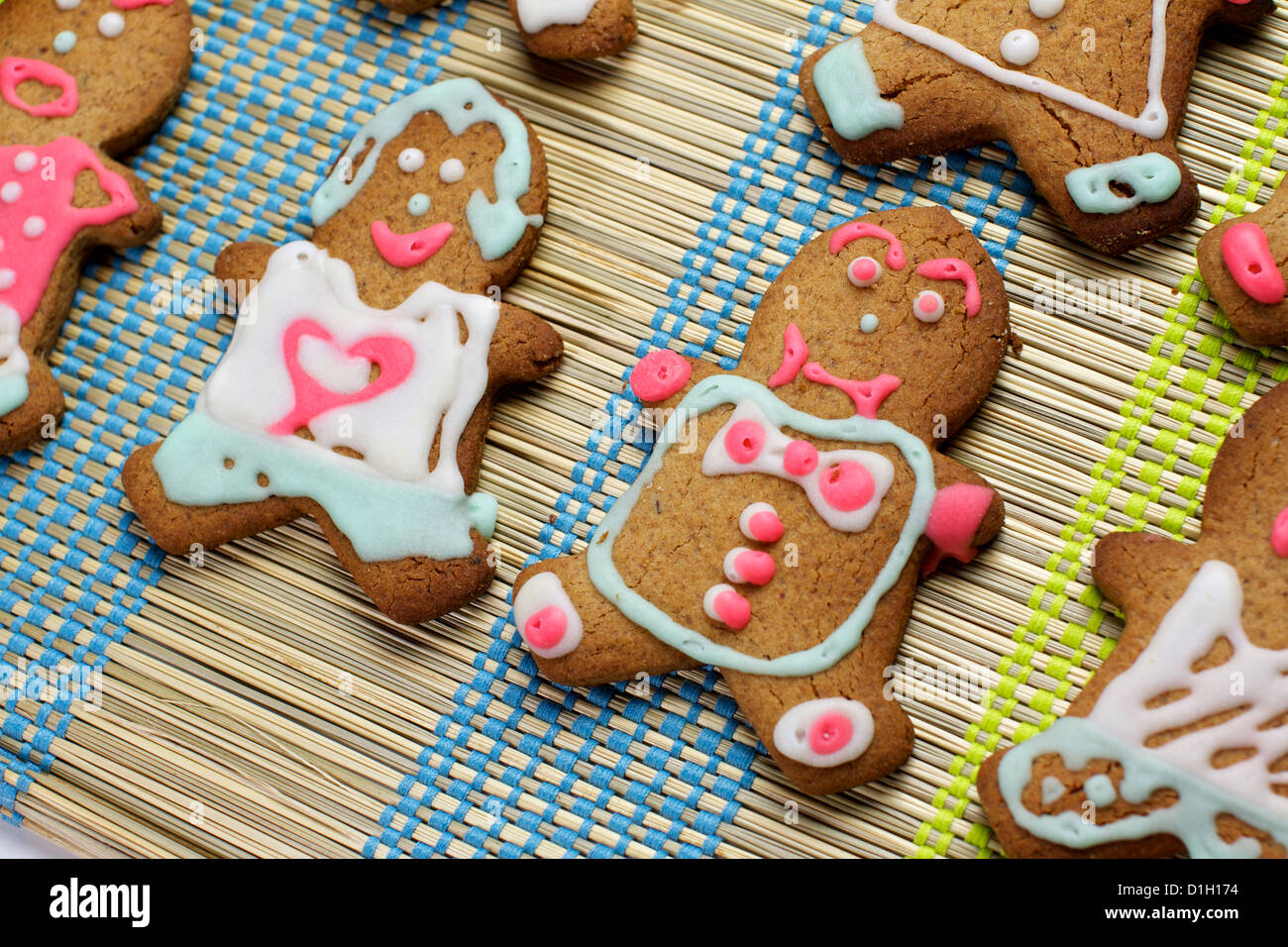 Gingerbread man face hi-res stock photography and images - Alamy