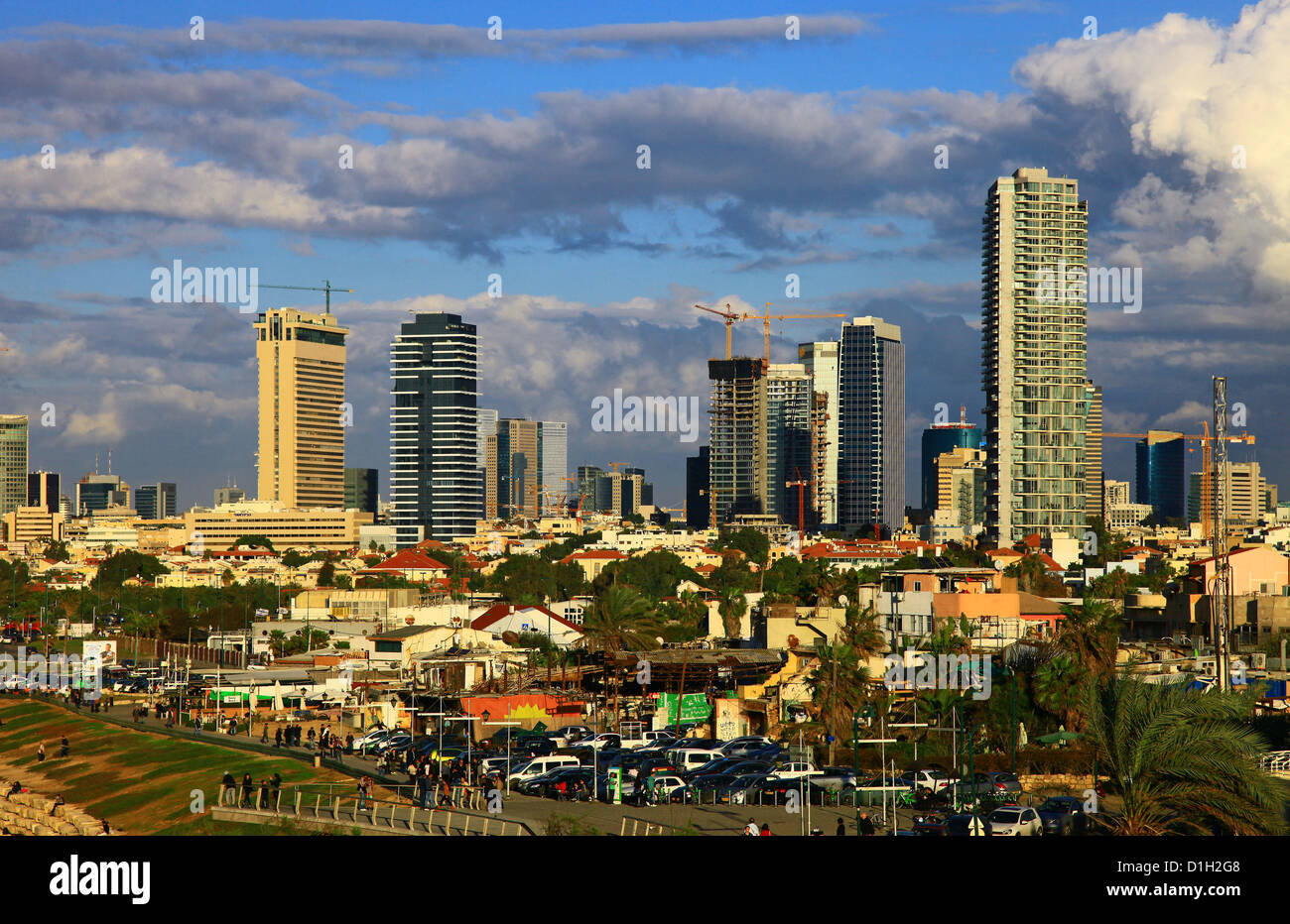Tel aviv skyline hi-res stock photography and images - Alamy
