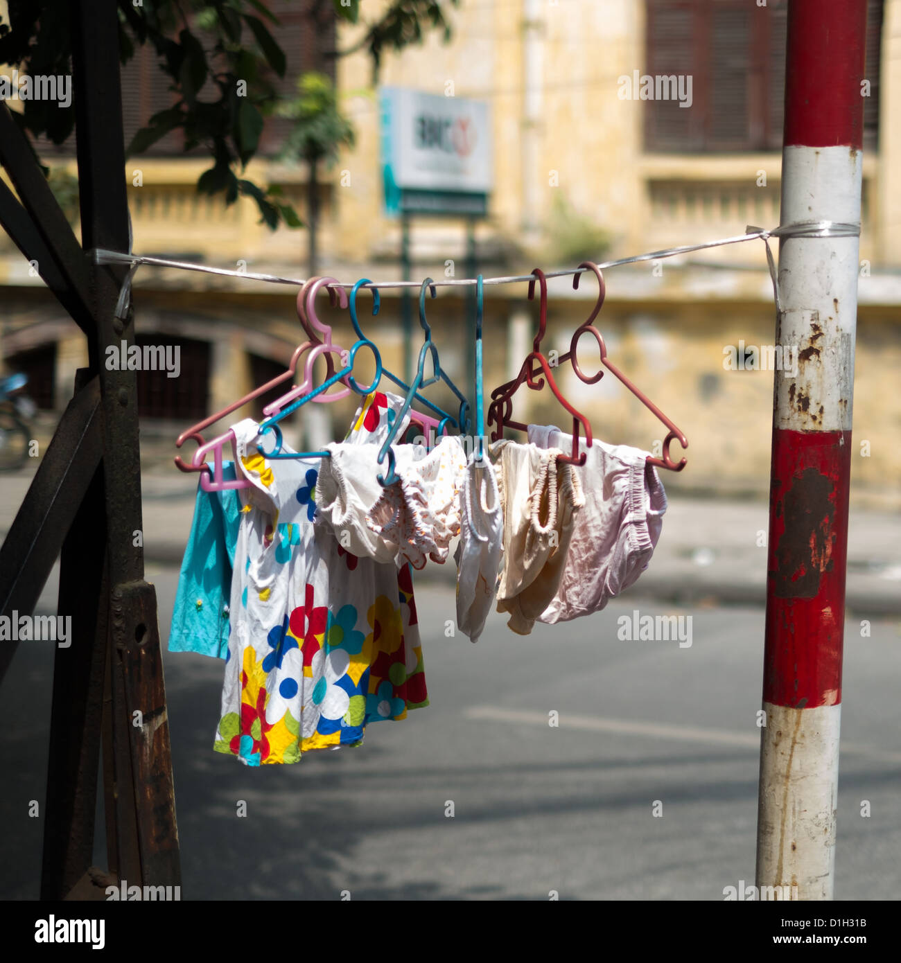 Clothes line washing makeshift hi-res stock photography and images - Alamy