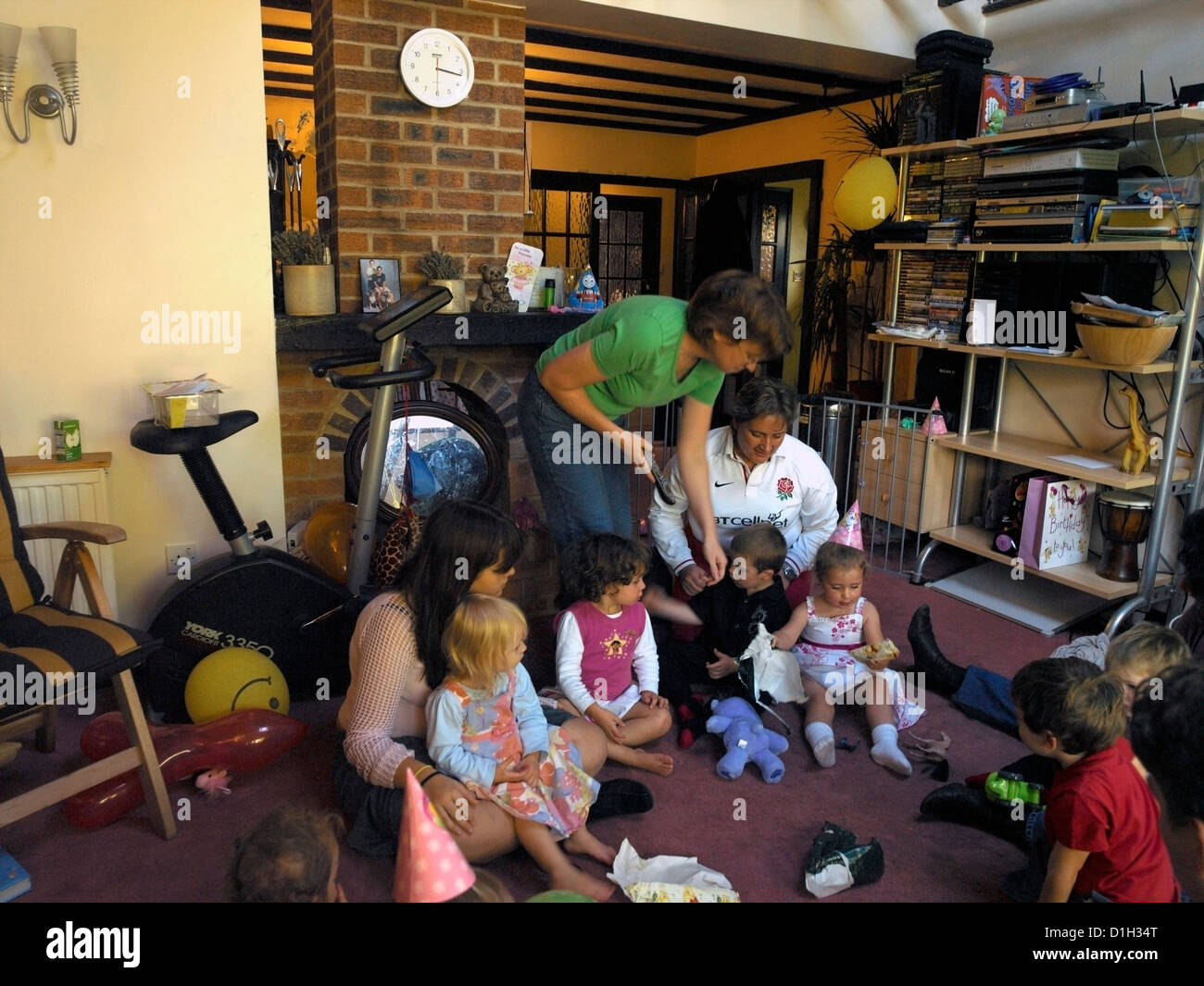 Pass the parcel game hi-res stock photography and images - Alamy