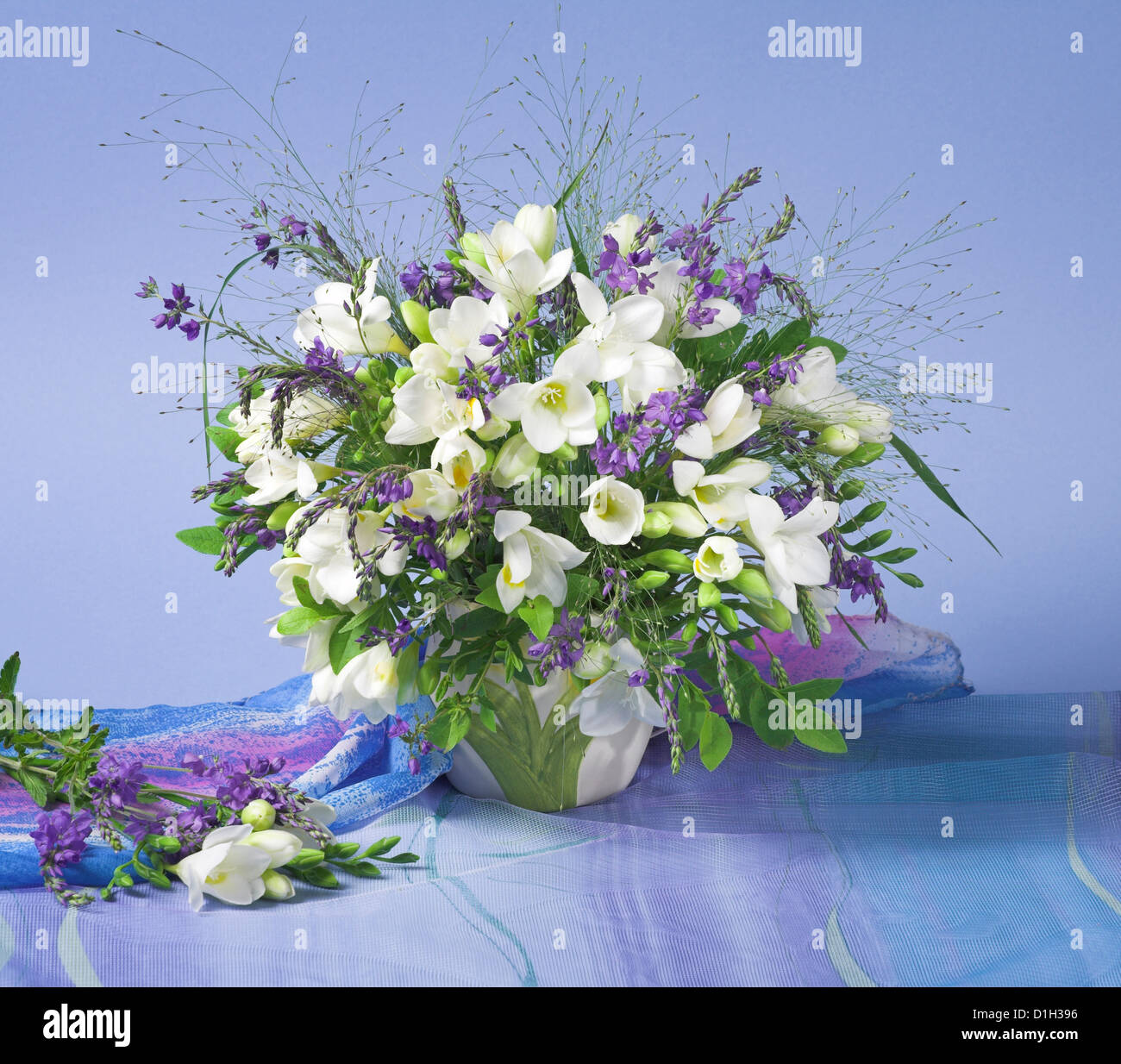Bouquet of freesia flowers Stock Photo - Alamy