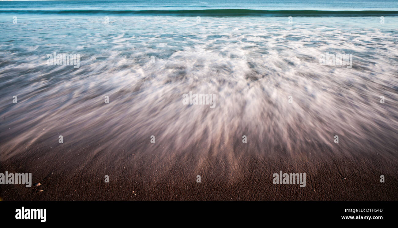 Backwash wave hi-res stock photography and images - Alamy