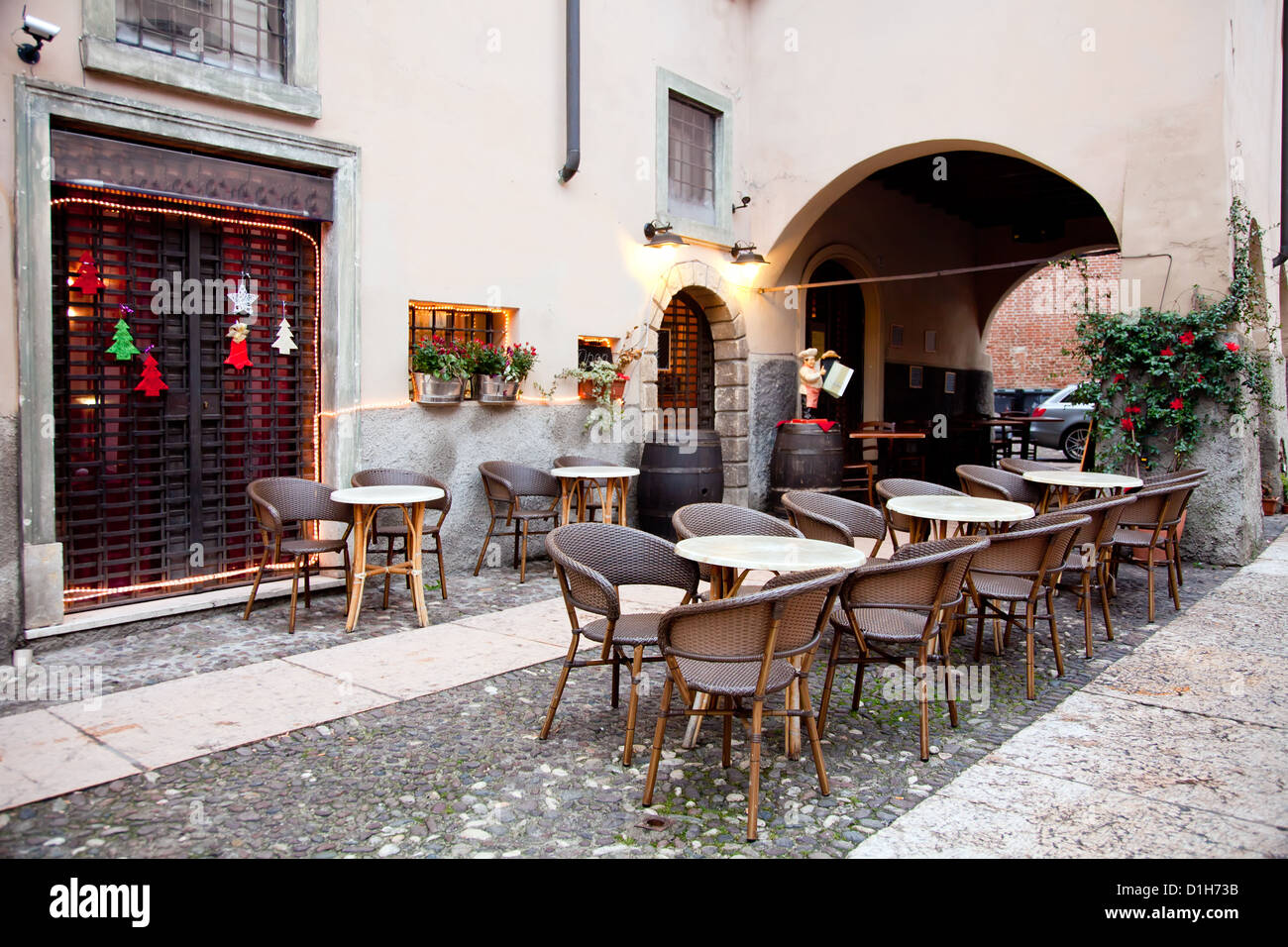 Restaurant table setting italy hi-res stock photography and images - Alamy