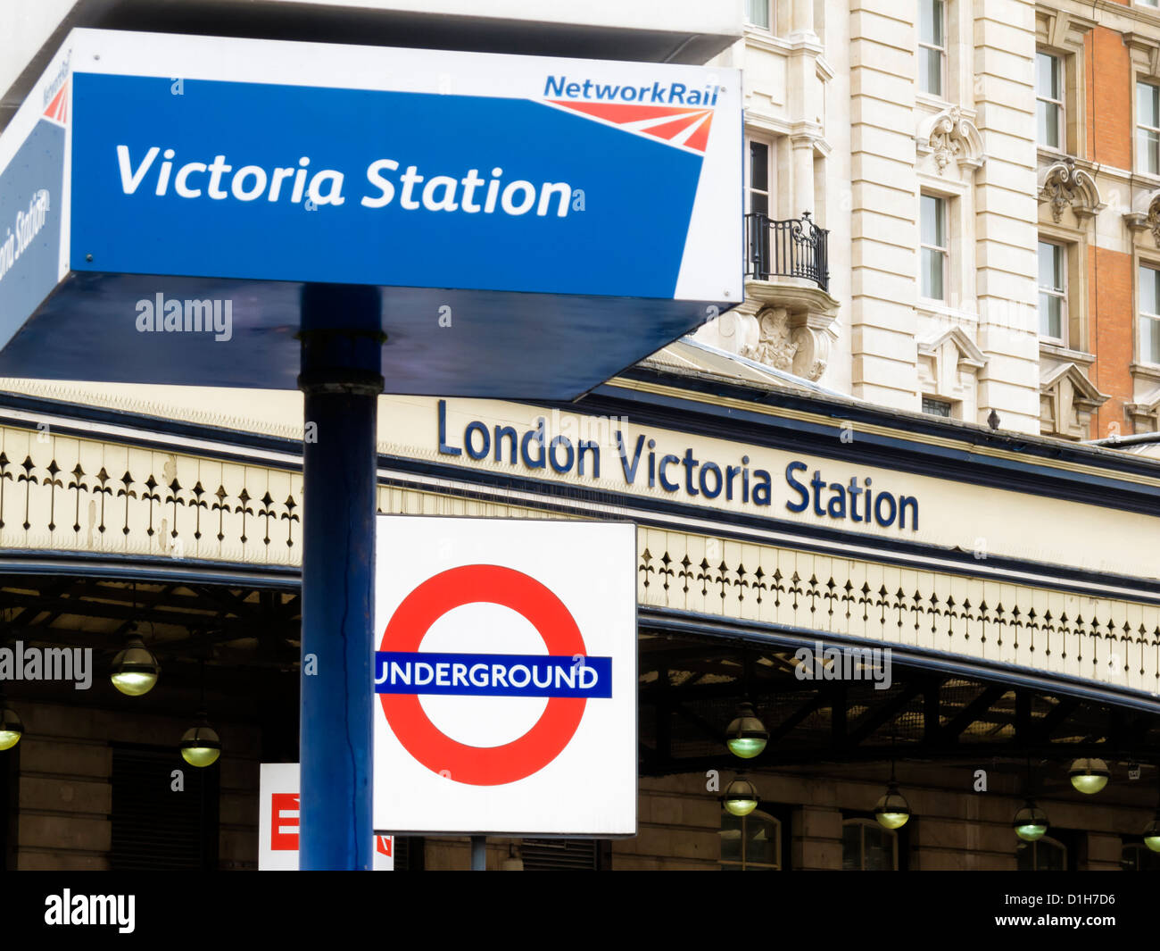 Victoria Station High Resolution Stock Photography and Images - Alamy