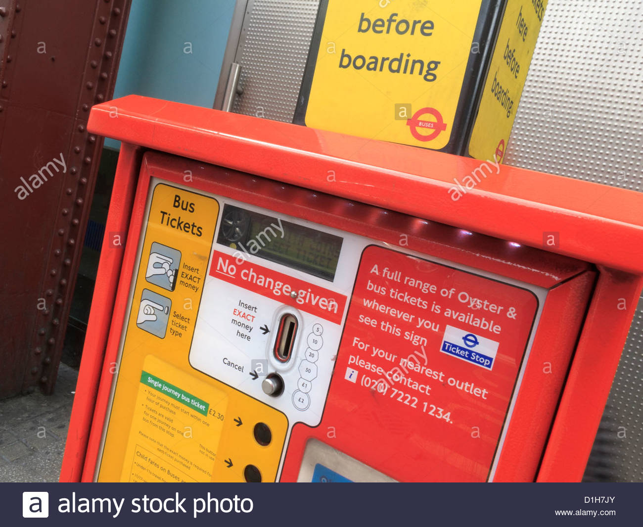Waterloo Ticket Machine Stock Photos & Waterloo Ticket Machine Stock ...