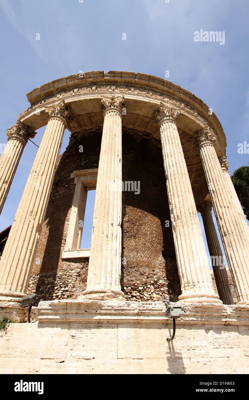 Tivoli arch hi-res stock photography and images - Alamy