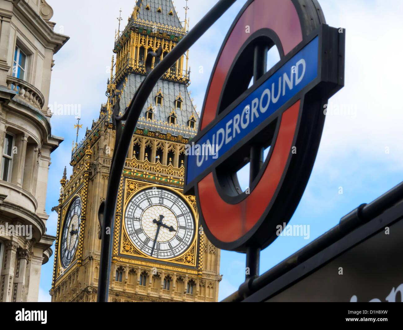 Westminster underground sign hi-res stock photography and images - Alamy