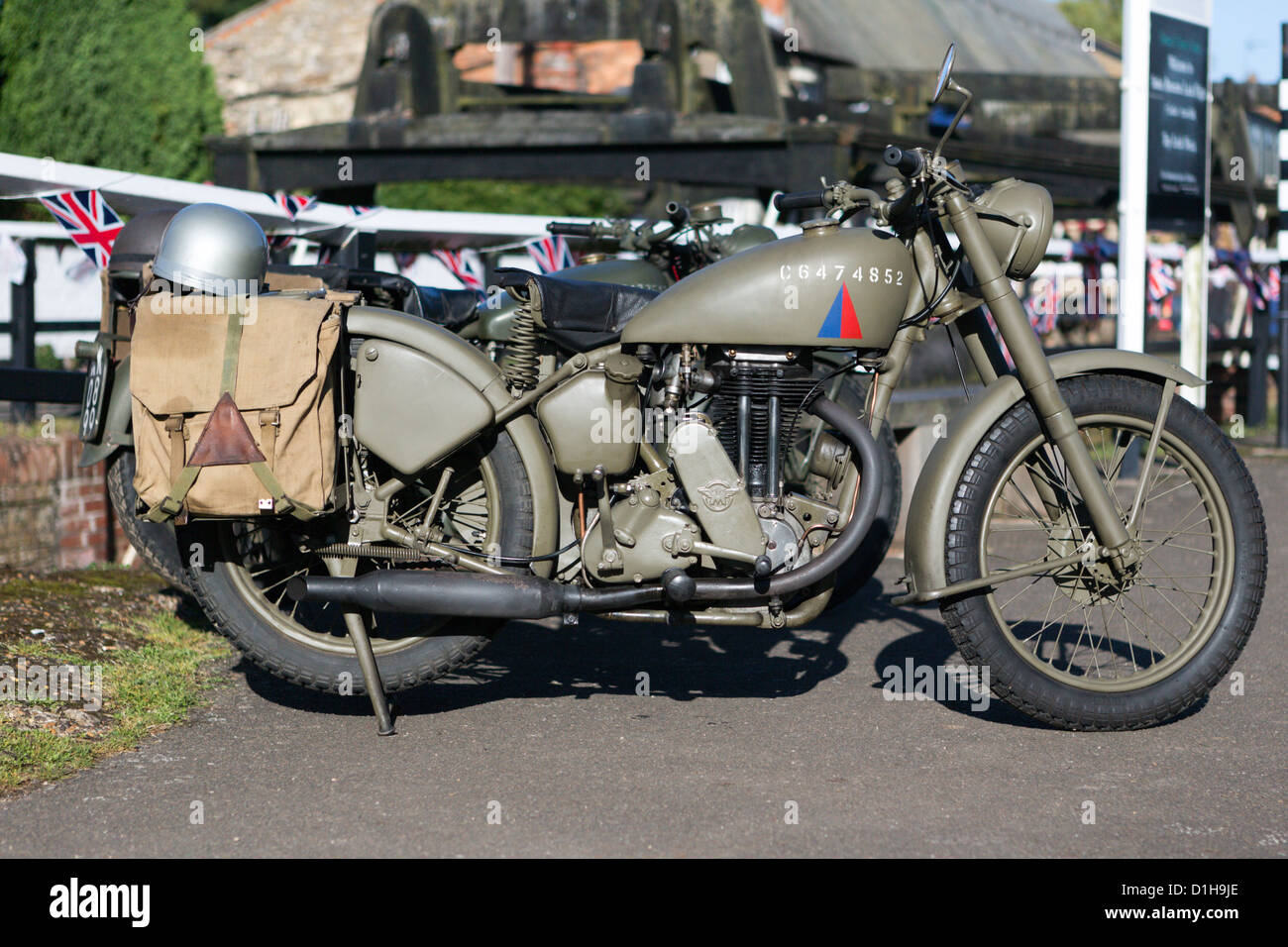 1941 Matchless 348cc Single Cylinder 4-stroke G3/L Motorcycle - British ...