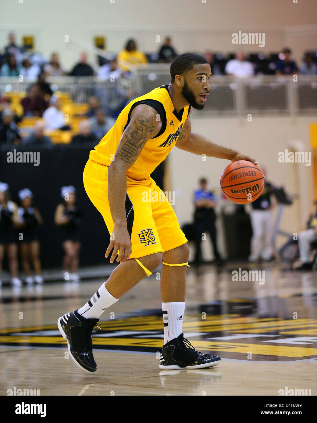 Markeith Cummings surveys the action during Georgia Southern's 62-46 ...