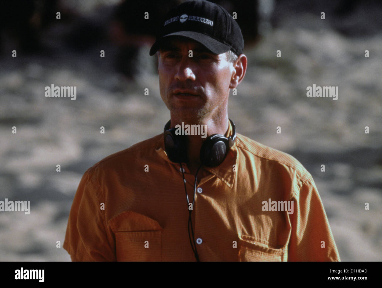 ROLAND EMMERICH (DIRECTOR) on set "GODZILLA" RDEH 001 MOVIESTORE ...