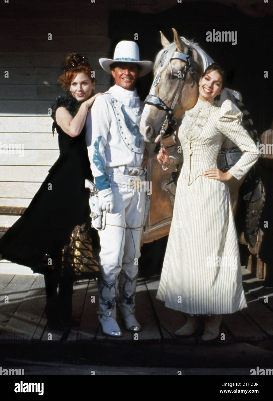 RUSTLERS RHAPSODY (1985) MARILU HENNER, TOM BERENGER, SELA WARD, HUGH ...