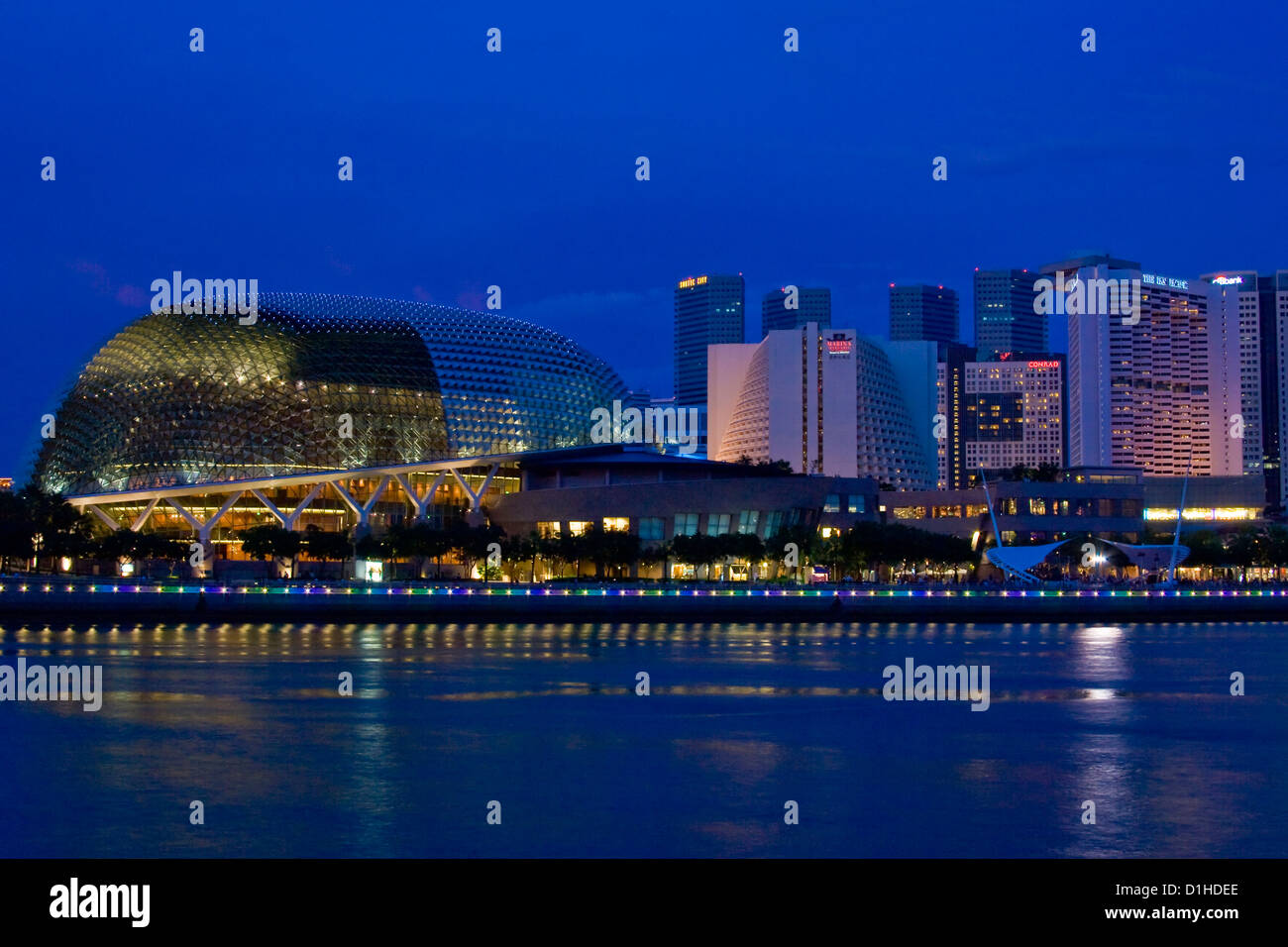 The Durian Building ( Esplanade Centre ) and Singapore Skyline ...
