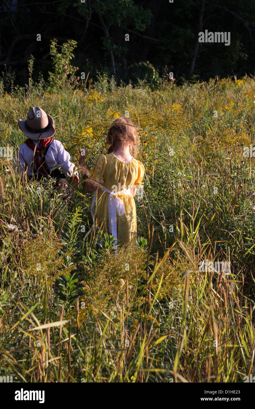 Children sweethearts daisy hi-res stock photography and images - Alamy