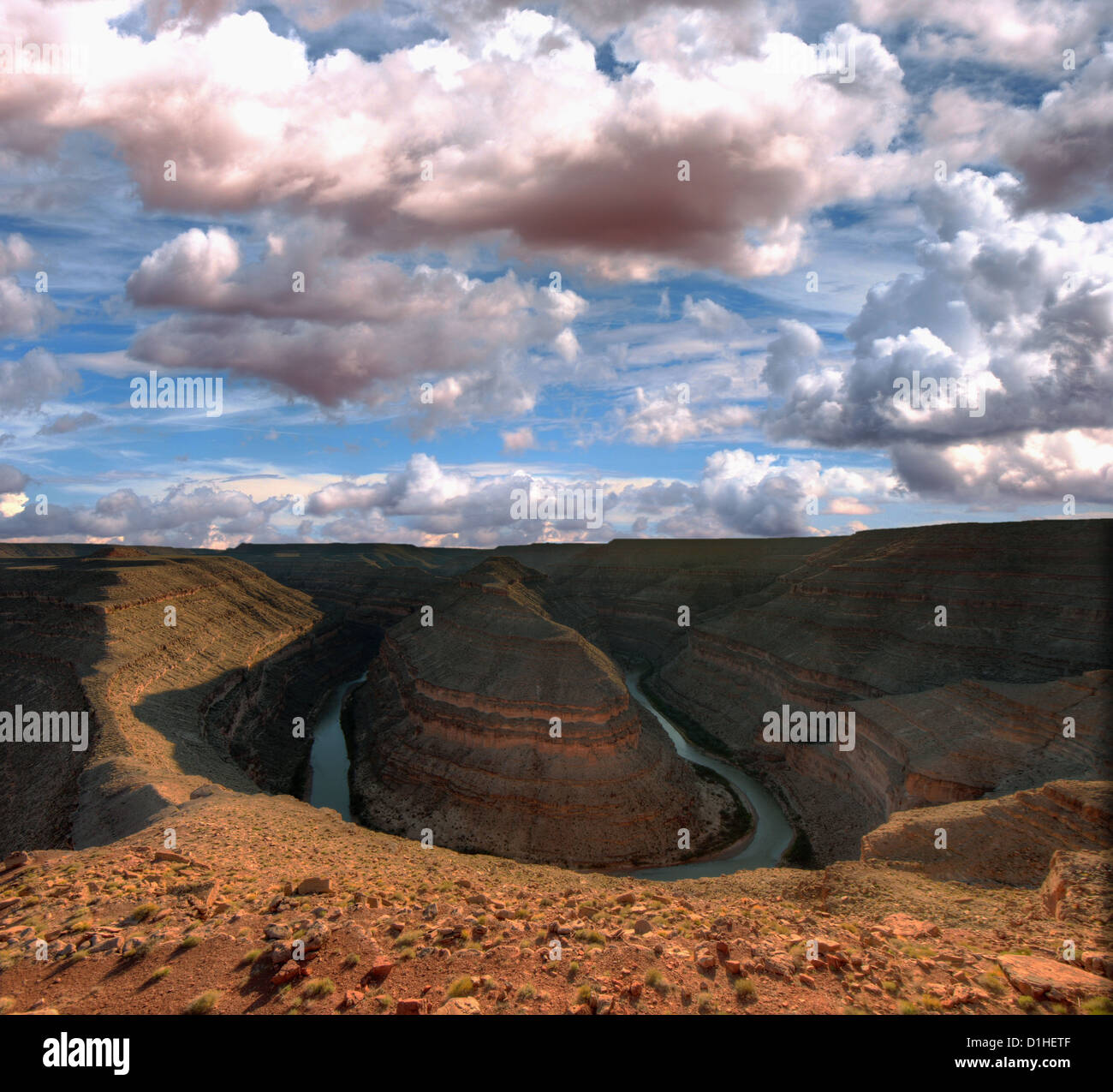 Horseshoe shaped valley hi-res stock photography and images - Alamy