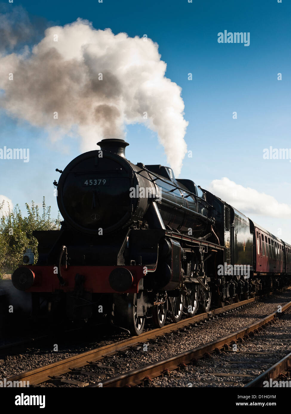 Steam locomotive Black 5 no 45379 at Bitten railway (Avon Valley ...