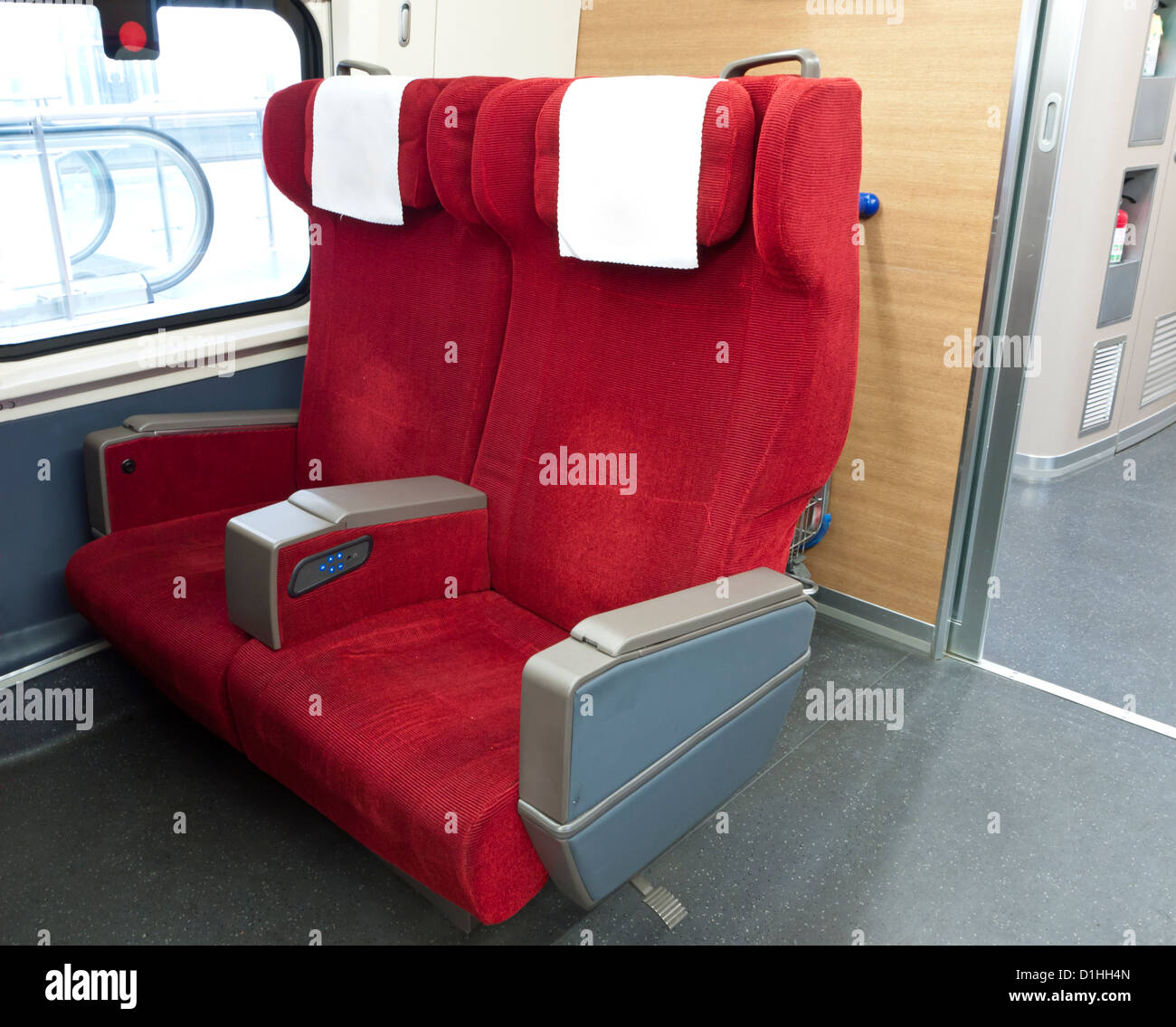 Train cabin hi-res stock photography and images - Alamy