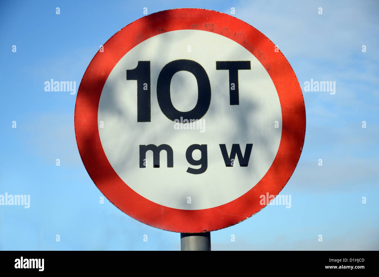 Weight limit hi-res stock photography and images - Alamy