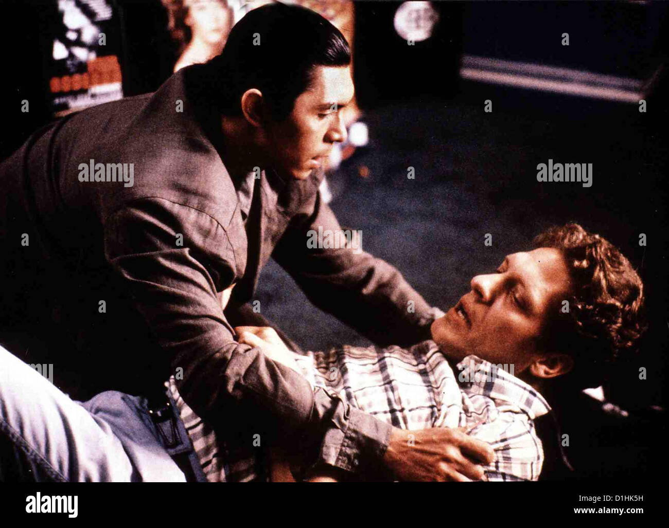 Total Psycho Ambition Lou Diamond Phillips, Clancy Brown Als Mitchell ...