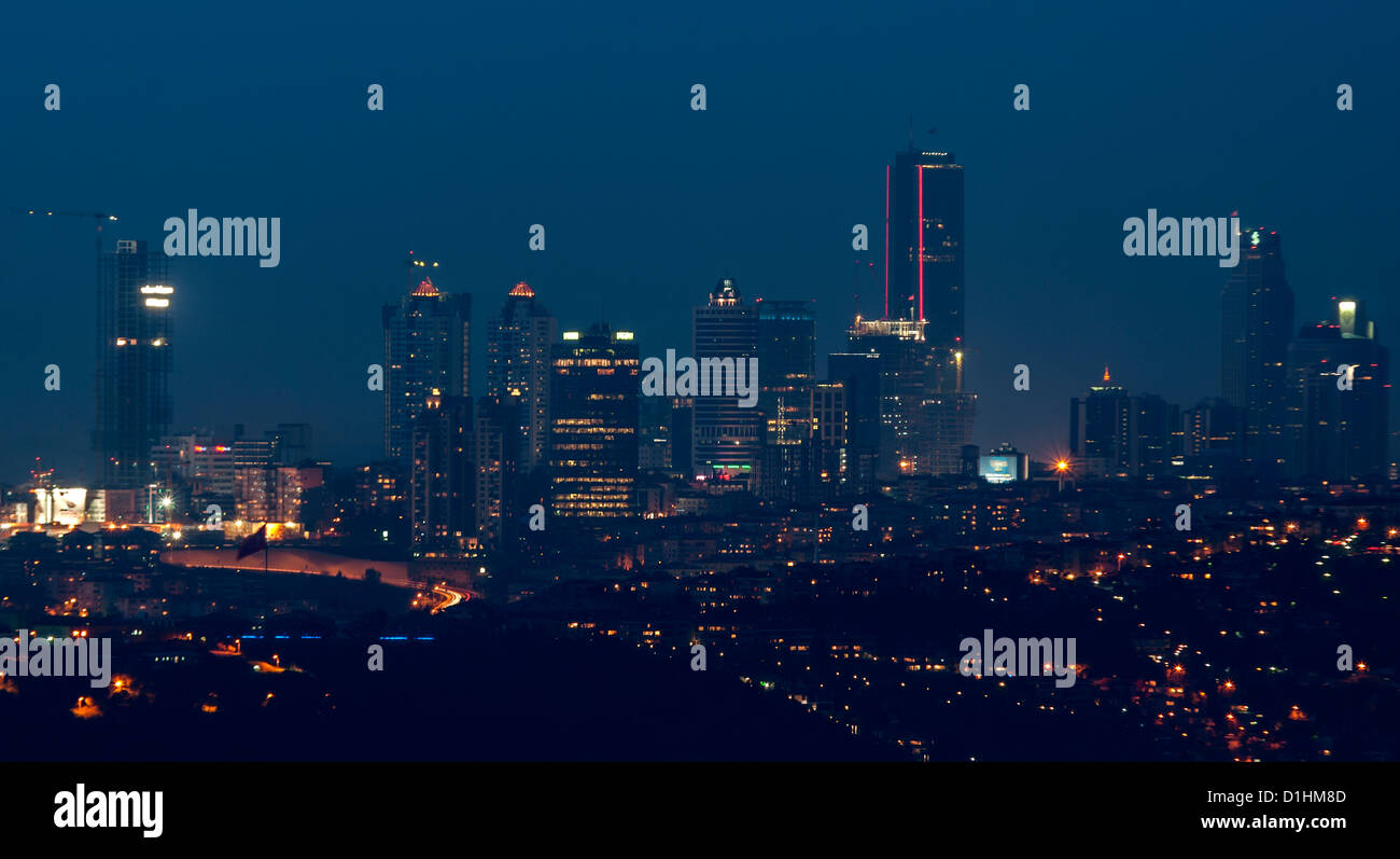 Istanbul skyscraper hi-res stock photography and images - Alamy