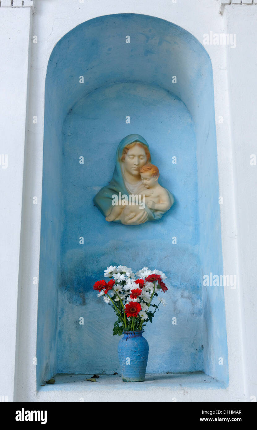 Shrine of the infant jesus hi-res stock photography and images - Alamy