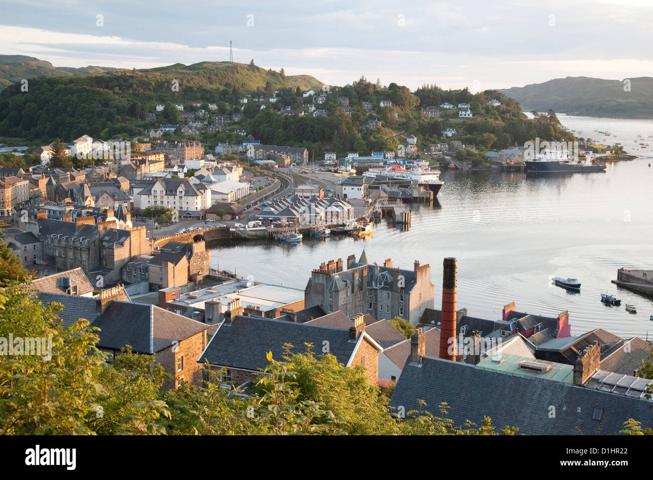 Evening ferry oban hi-res stock photography and images - Alamy