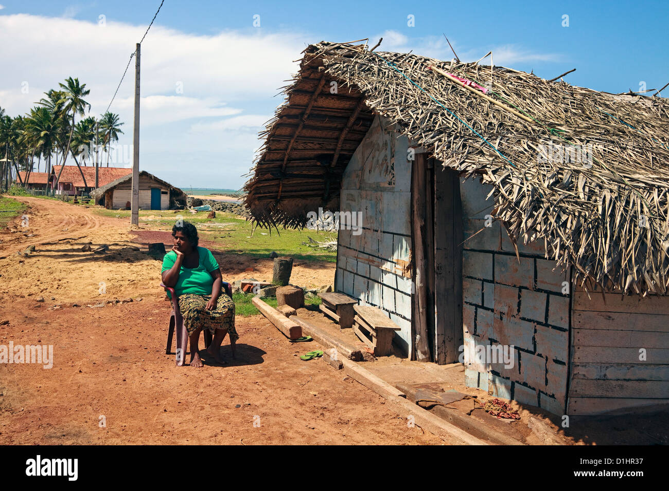 Poor poverty house hi-res stock photography and images - Alamy