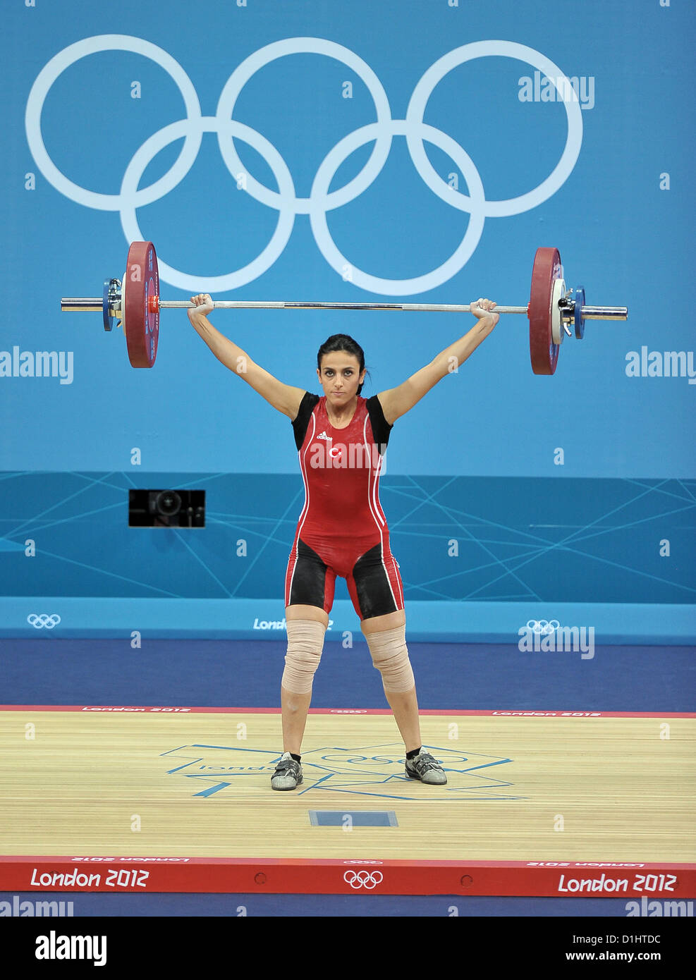 Olympics weightlifting 2012 hi-res stock photography and images - Alamy