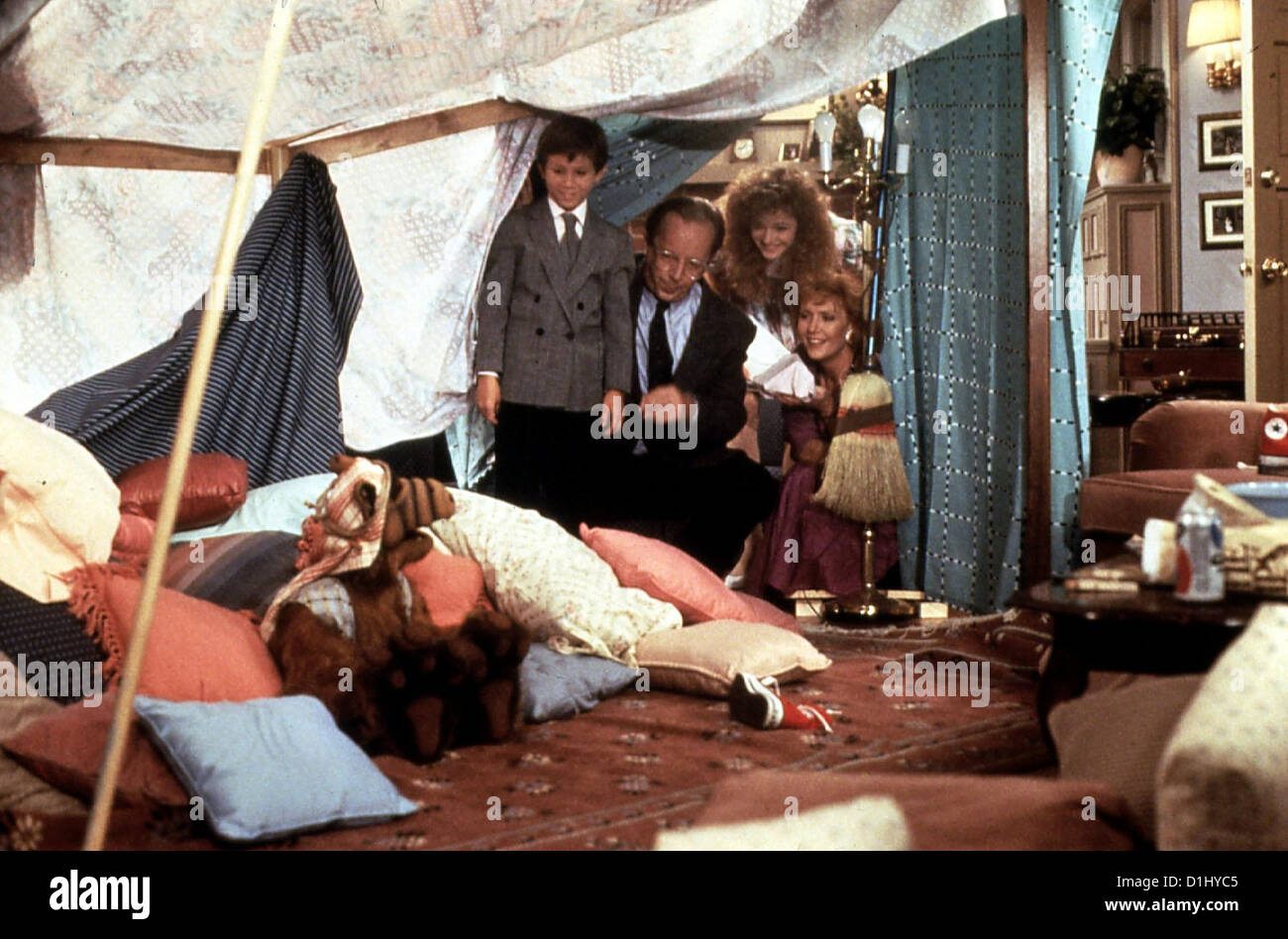 Alf: Year 3 -- Alf in Szene *** Local Caption *** 1989 Stock Photo - Alamy