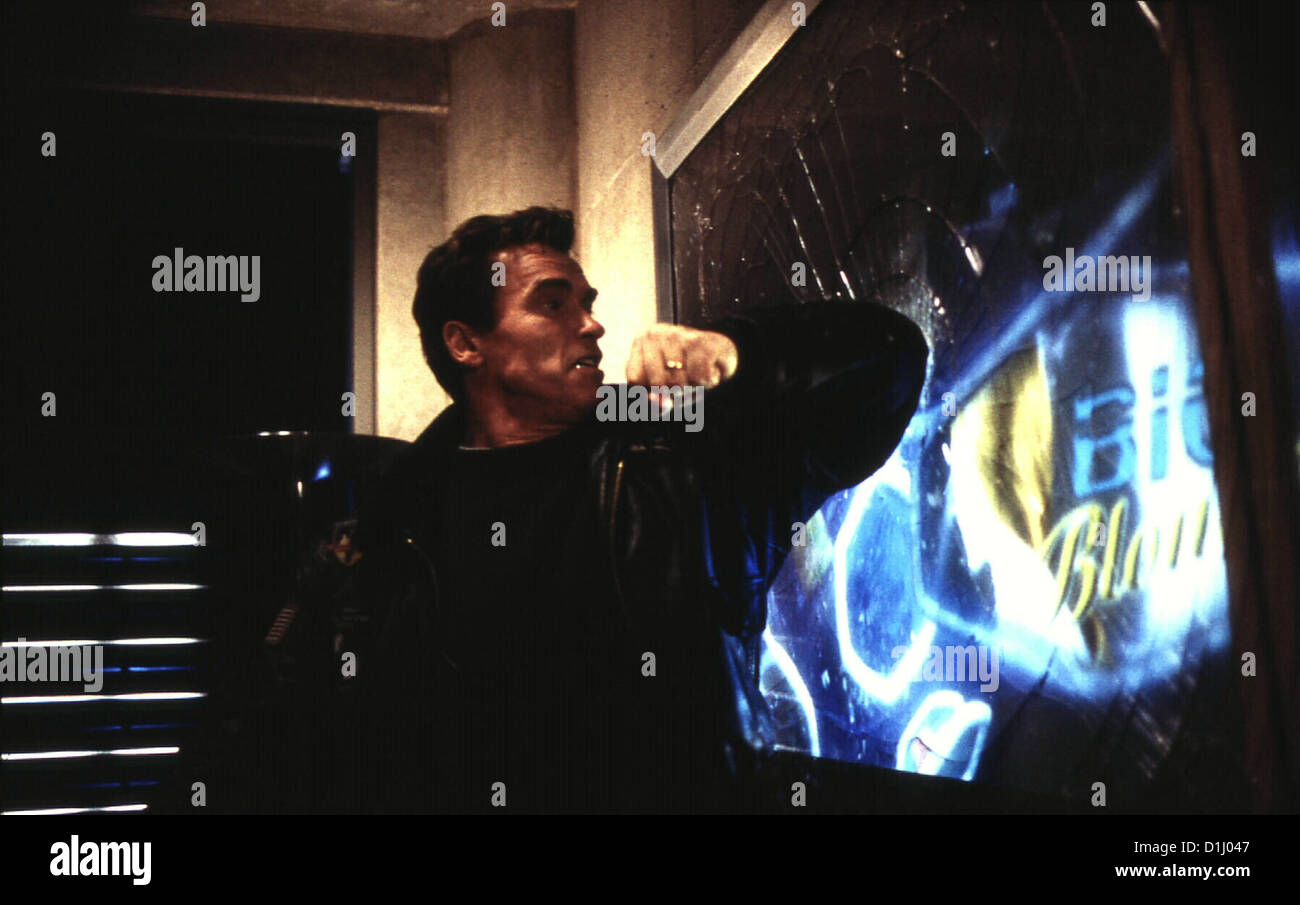 6th Day 6th Day, Arnold Schwarzenegger Als ein Killerkomando hinter ...