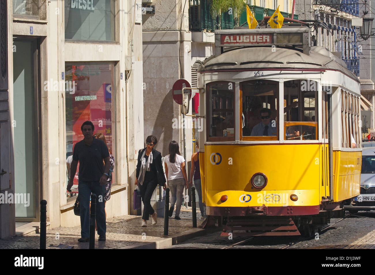 Largo do chiado hi-res stock photography and images - Alamy