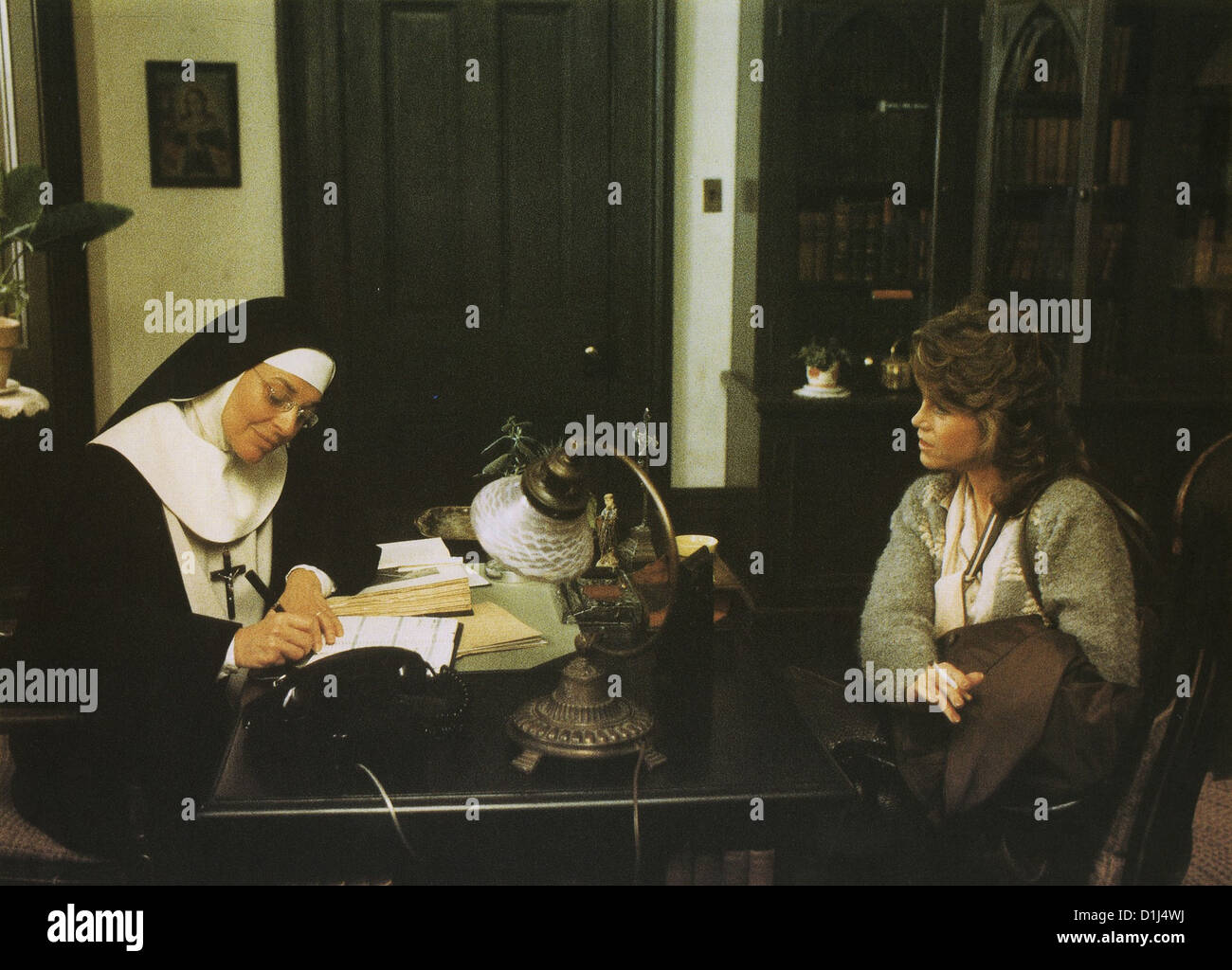 Agnes - Engel Im Feuer Agnes Of God Szenenbild Stock Photo - Alamy